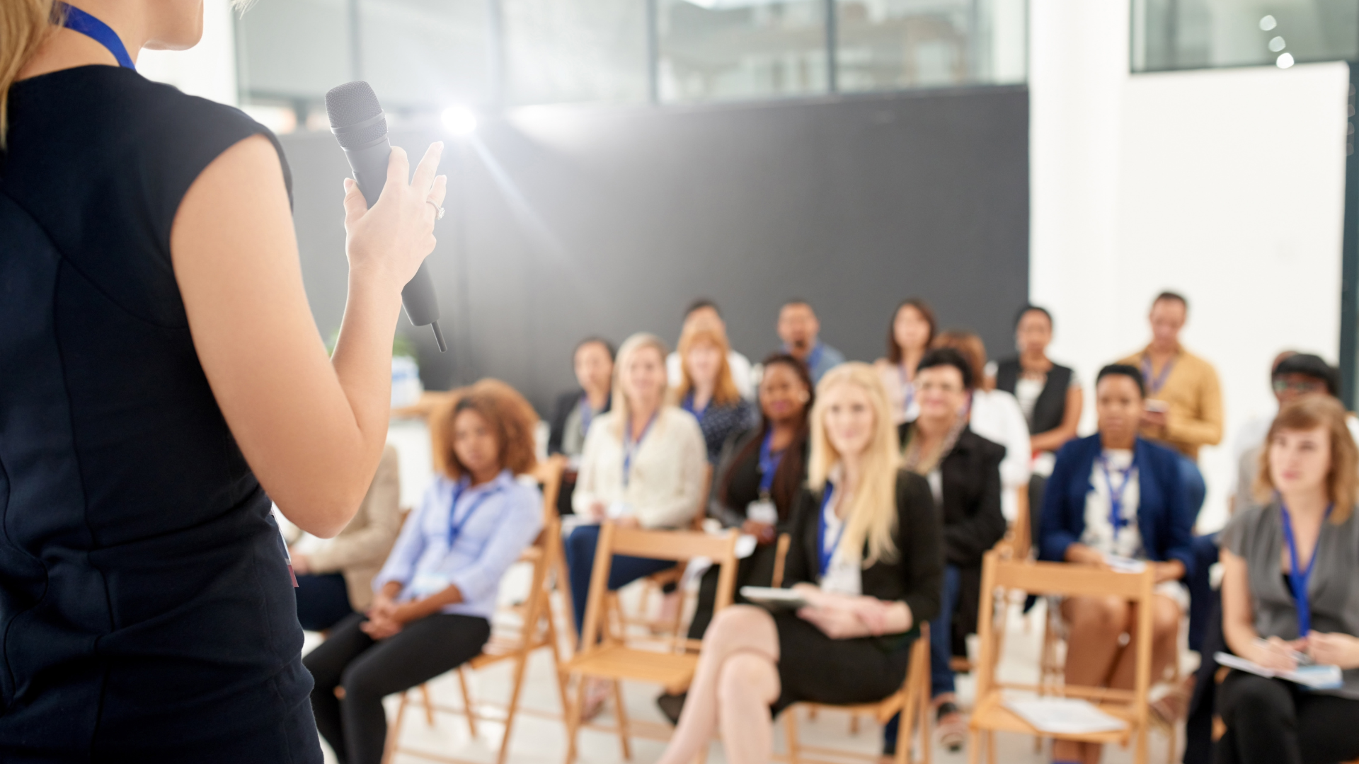 Cara Public Speaking Yang Memukau - Belajar Public Speaking Cara Public Speaking Yang Memukau - Belajar Public Speaking